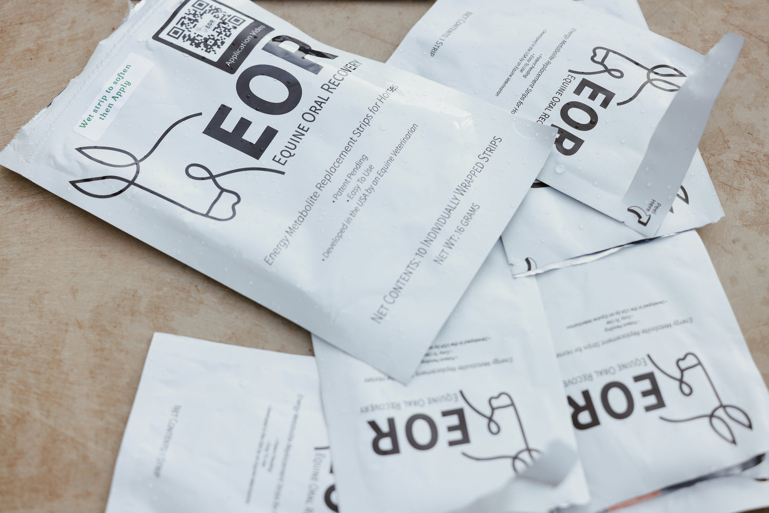Horse Hydration Support | EOR Strips Oral Electrolytes